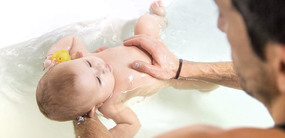 ¿Con qué frecuencia tengo que bañar a mi bebé? Las 5 preguntas y ...